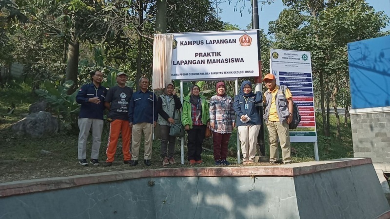 FAKULTAS TEKNIK GEOLOGI UNIVERSITAS PADJADJARAN MEMILIKI KAMPUS ...